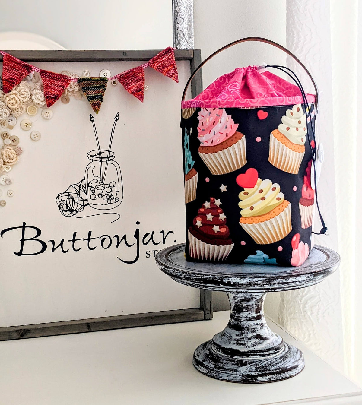 Button Bucket – Buttonjar Studio